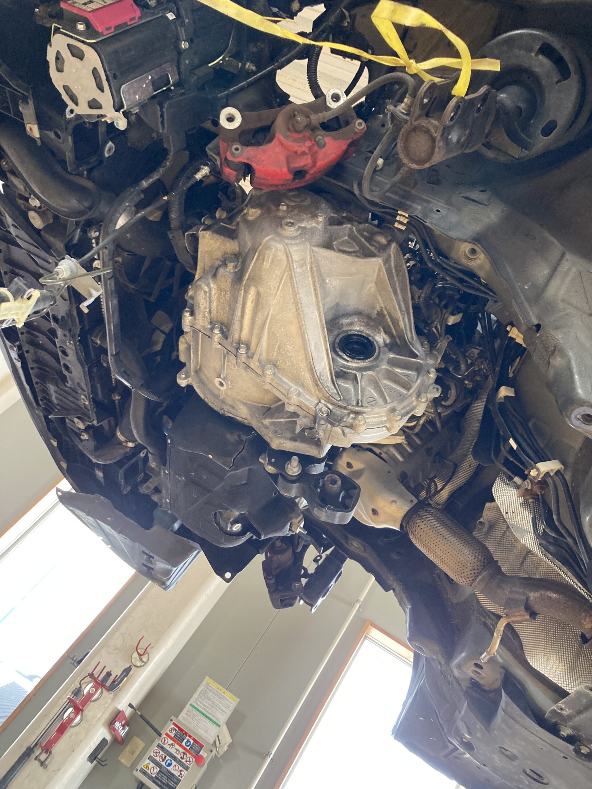 アクセラ 6MT クラッチ交換 | 澤野自動車-yokomi.com