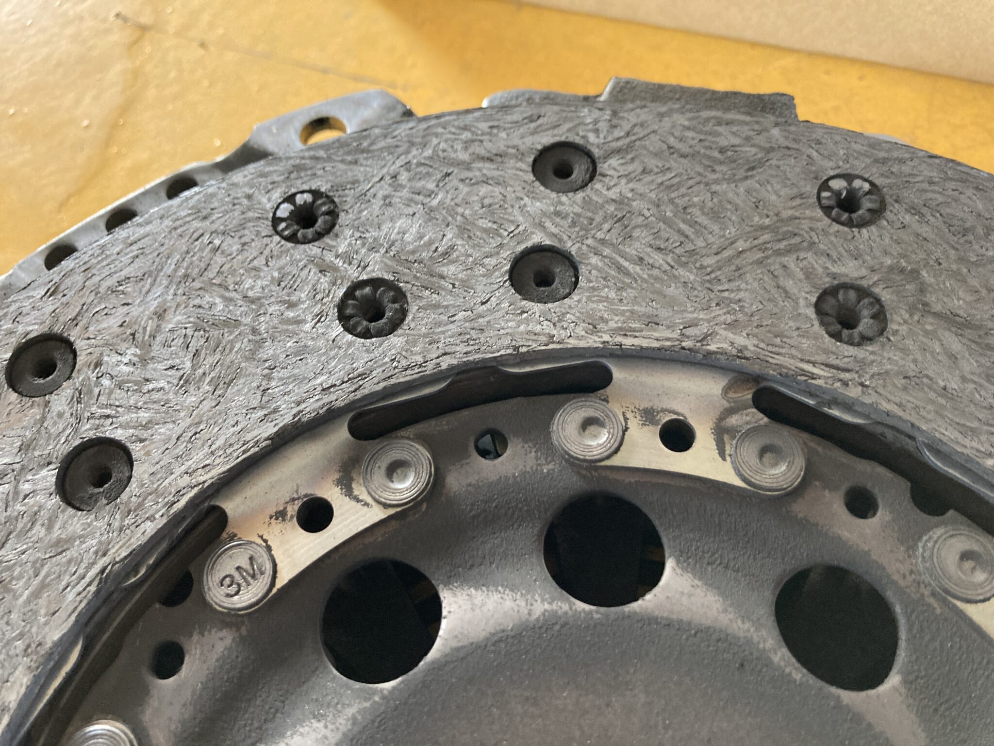 アクセラ 6MT クラッチ交換 | 澤野自動車-yokomi.com