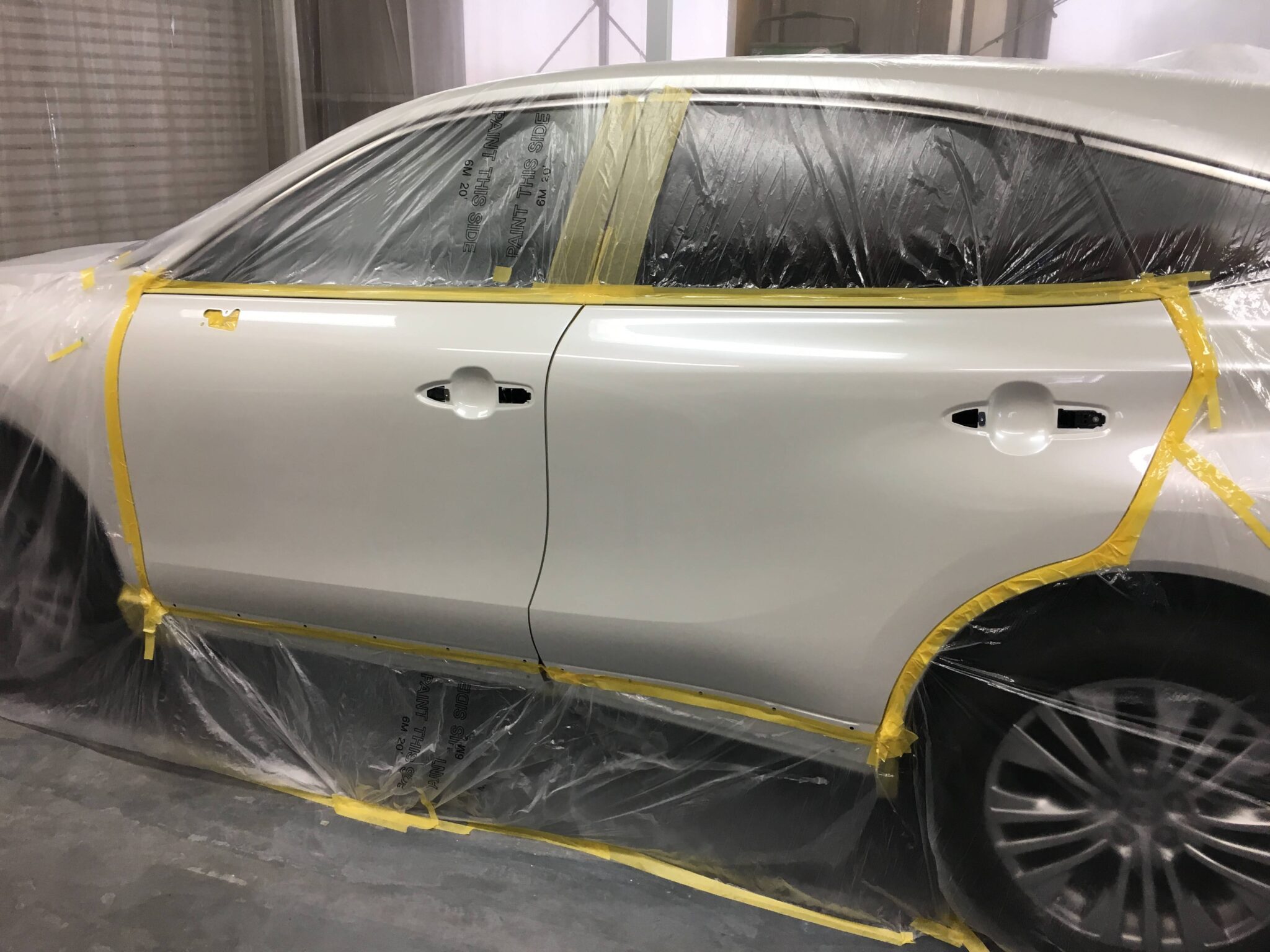 ハリアー HV エクボの塗装 | 澤野自動車-yokomi.com